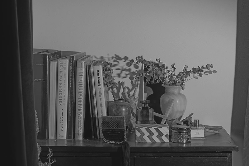 暗闇の中から見えるひとすじの光／Janis Crunch | SENN / セン - Less is beauty