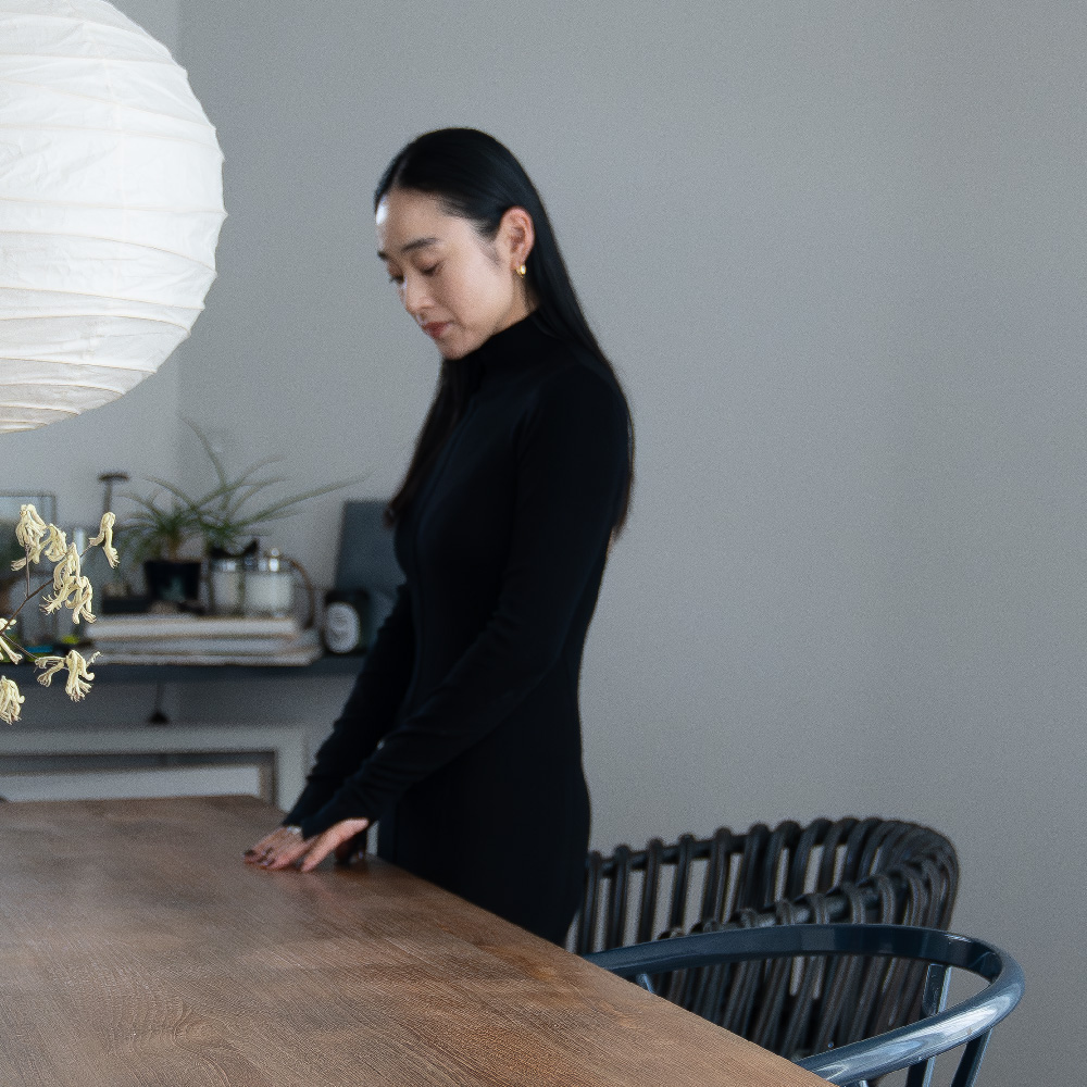 暮らしに合わせた、私の減らす美容 ／ 長屋なぎさ | SENN / セン - Less is beauty